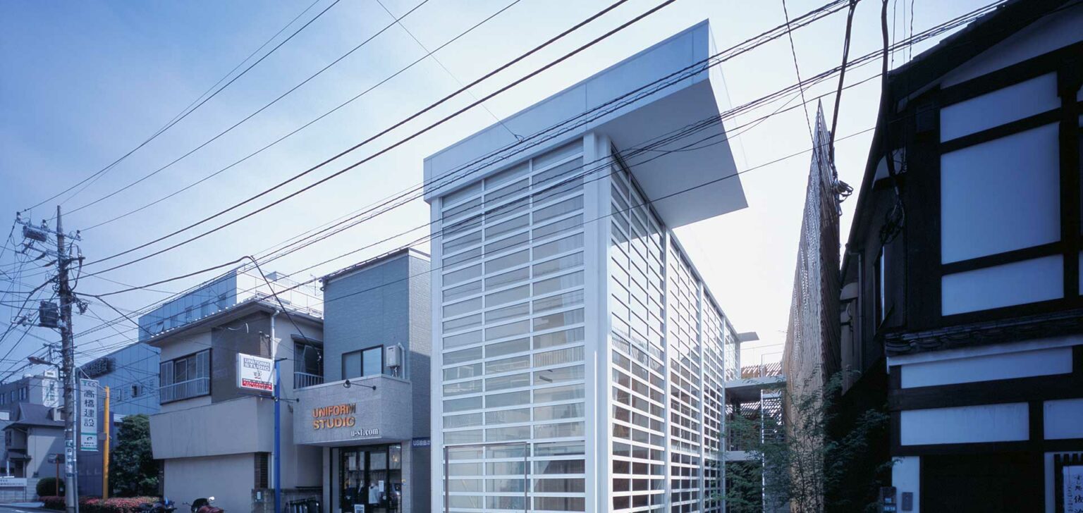 Glass Shutter House - Shigeru Ban