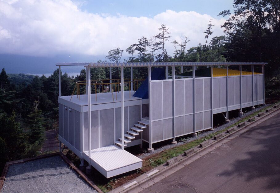 House of Double-Roof - Shigeru Ban