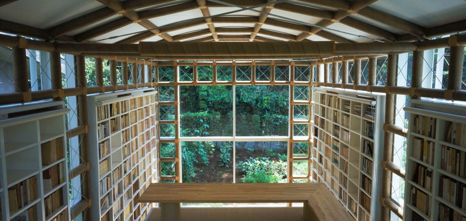 Library of a poet - Shigeru Ban