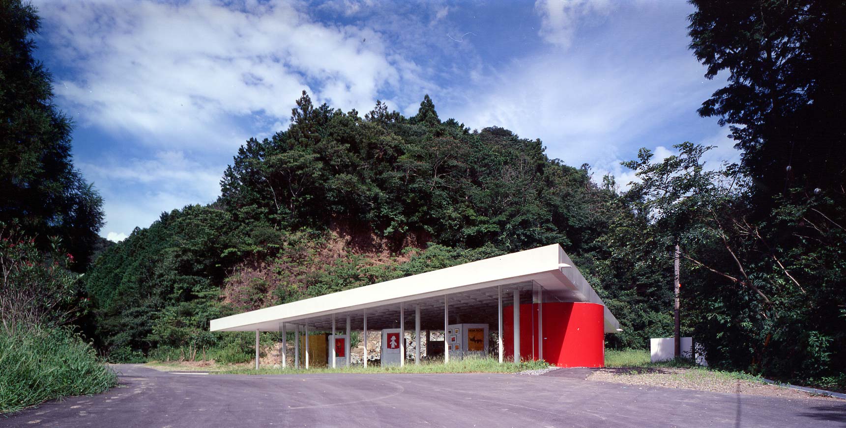 Nemunoki Children's Art Museum - Shigeru Ban
