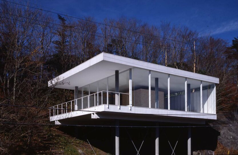 PC Pile House - Shigeru Ban