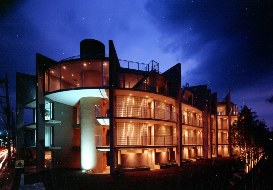 Housing at Shakuji Park - Shigeru Ban