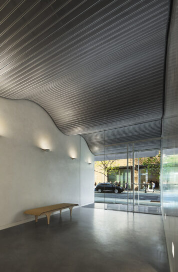 Metal Shutter House - Shigeru Ban