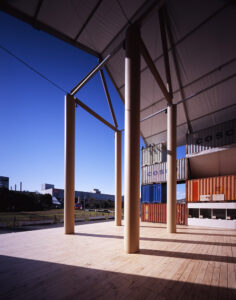 Nomadic Museum - Tokyo - Shigeru Ban