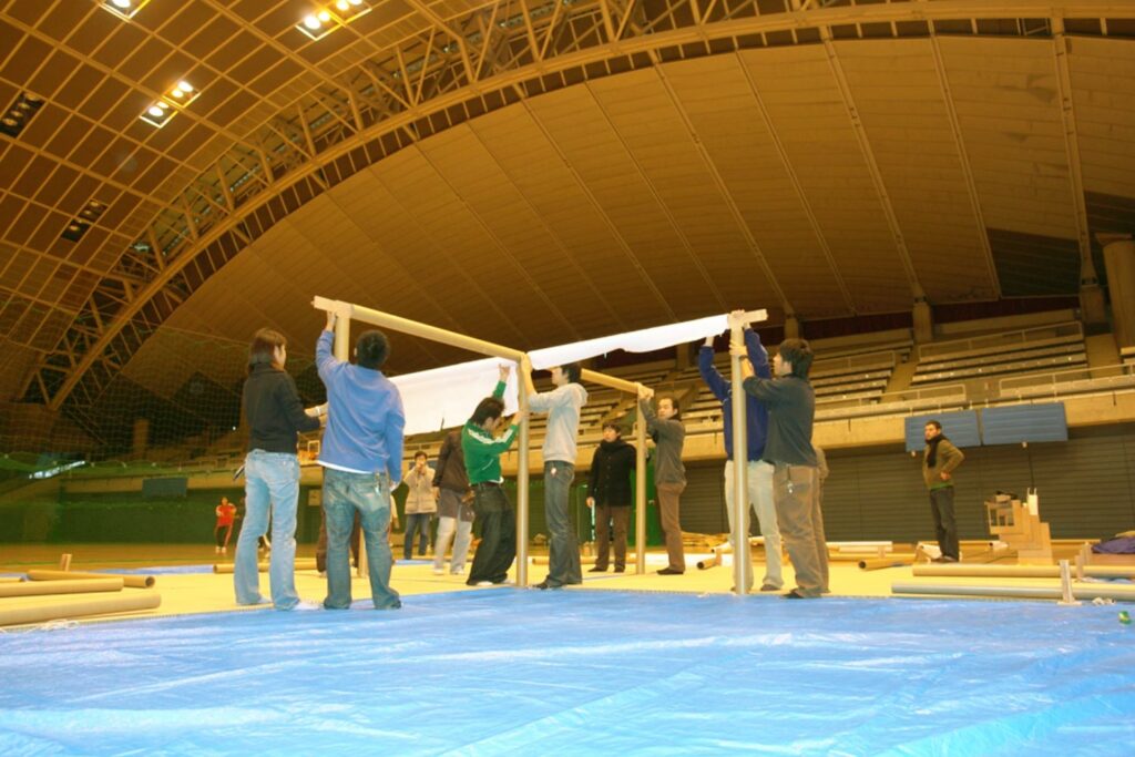 Paper partition system 3 - Fujisawa - Shigeru Ban