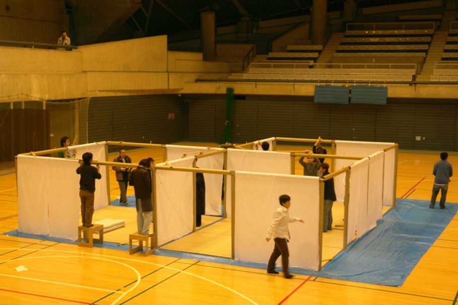 Paper partition system 3 - Fujisawa - Shigeru Ban