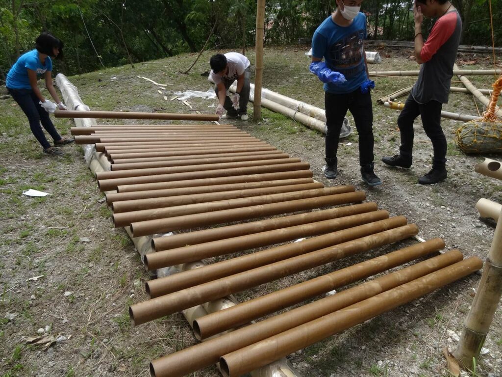 Paper Temporary Shelter - Shigeru Ban