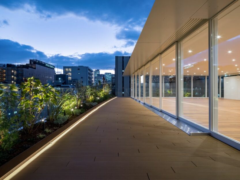 Tamadic Nagoya - Shigeru Ban