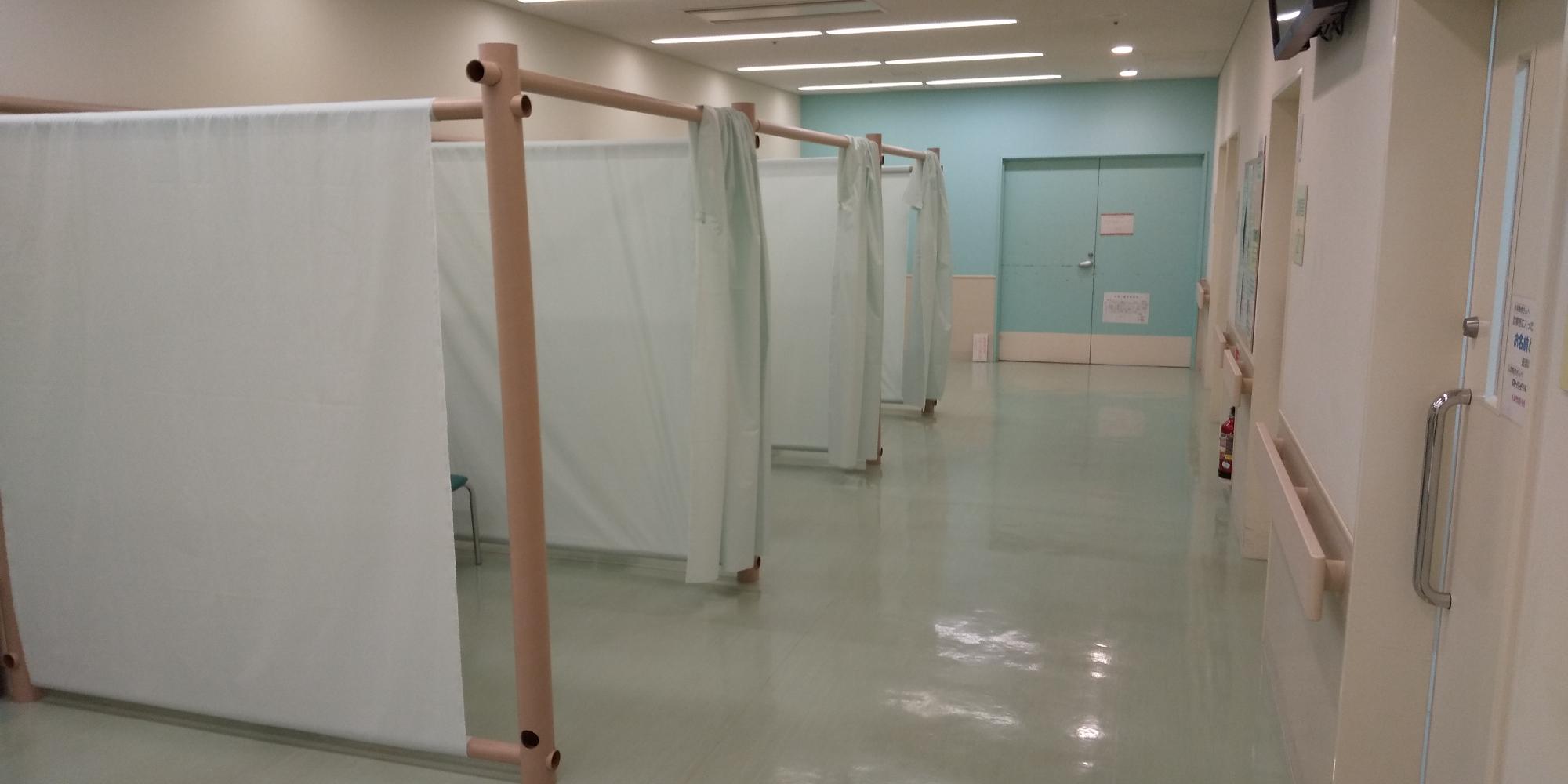 Paper Partition System2020 / Coronavirus pandemic - Shigeru Ban