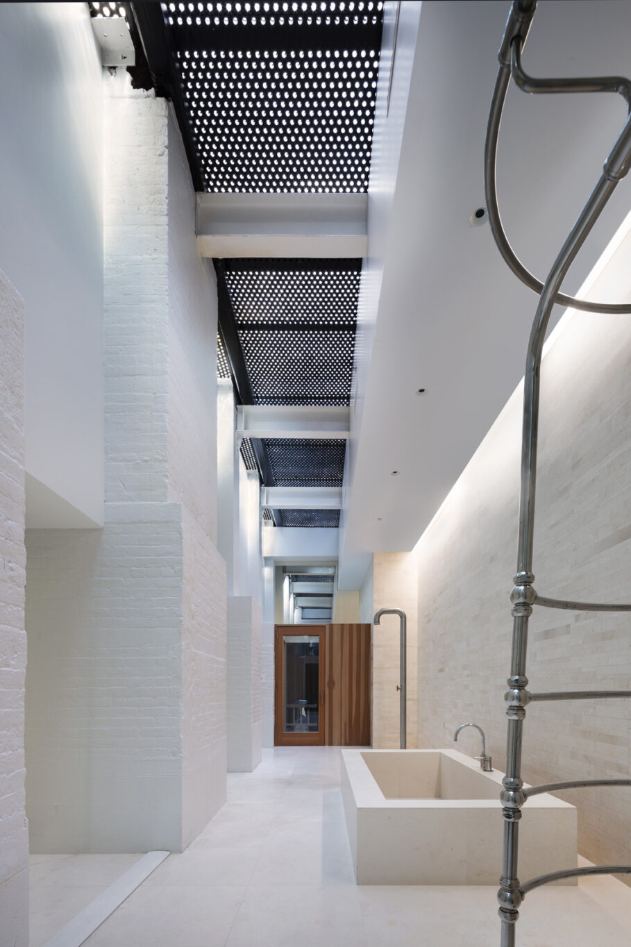 Cast Iron House - Shigeru Ban