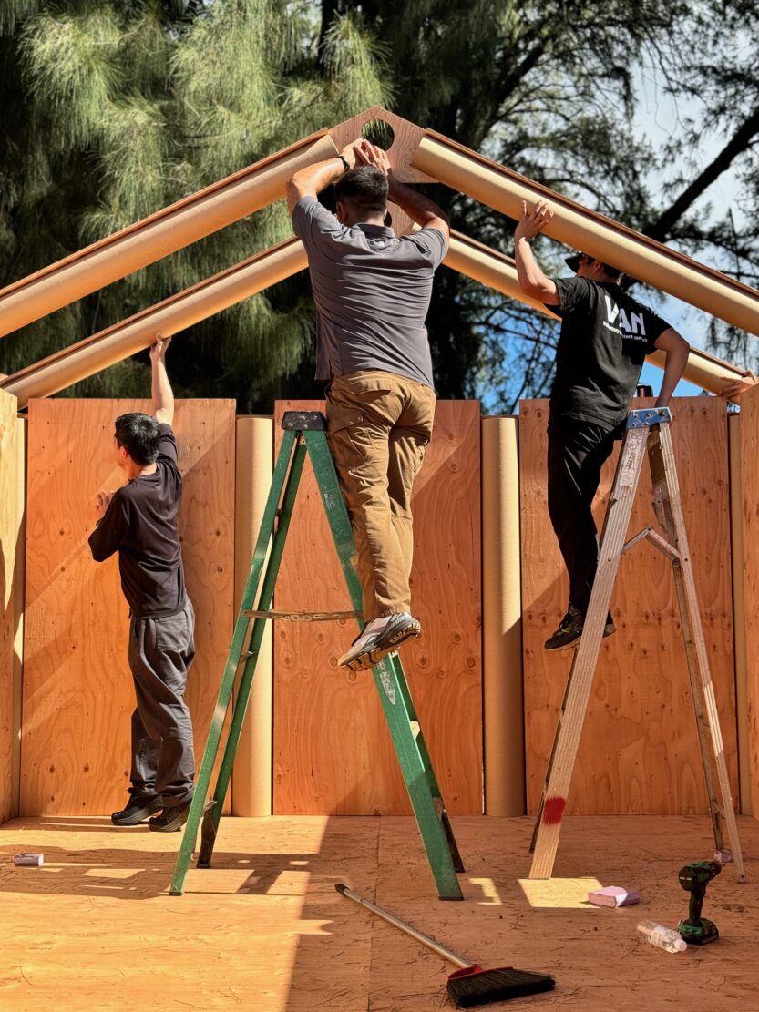 Maui Paper Log House - Shigeru Ban