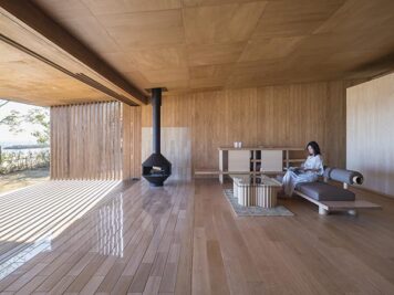 Triangle Lattice House - Shigeru Ban