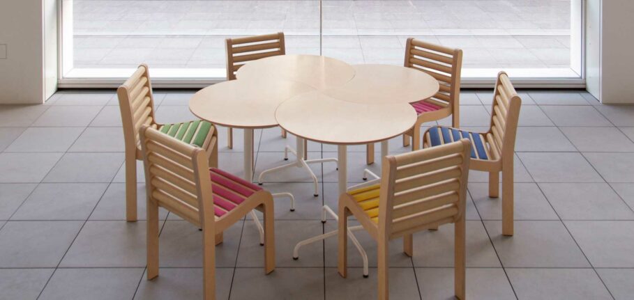 Lune Table - Shigeru Ban