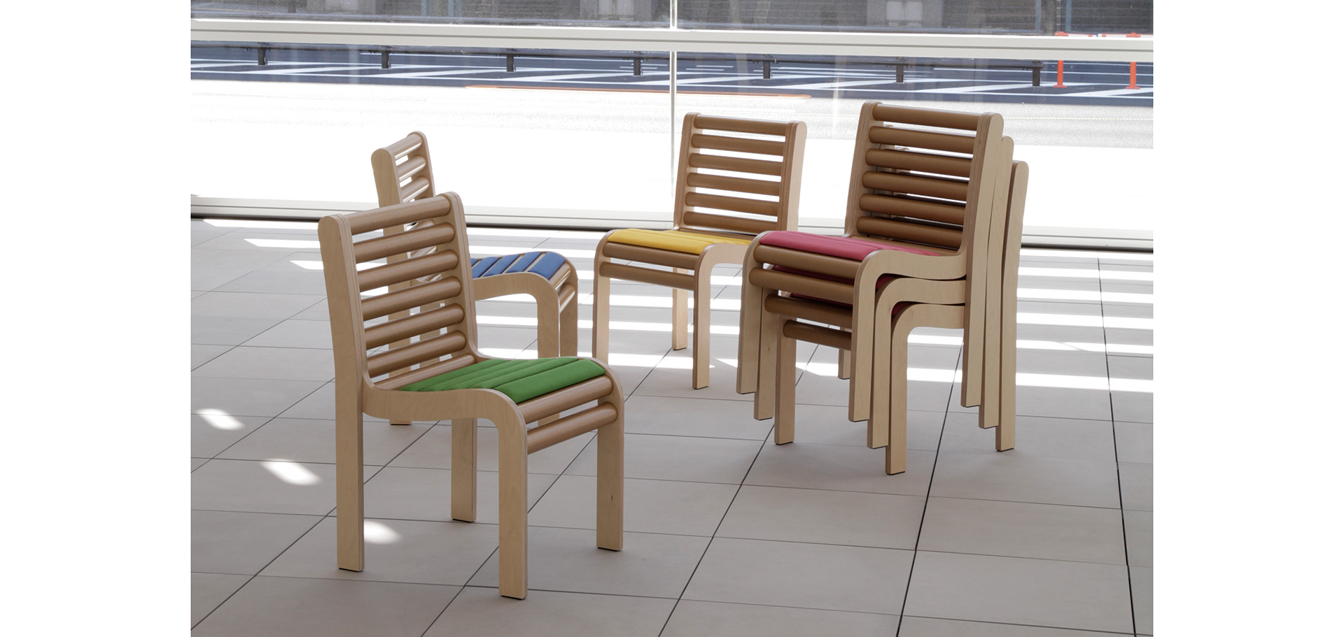 紙管スタッキングチェア - Shigeru Ban